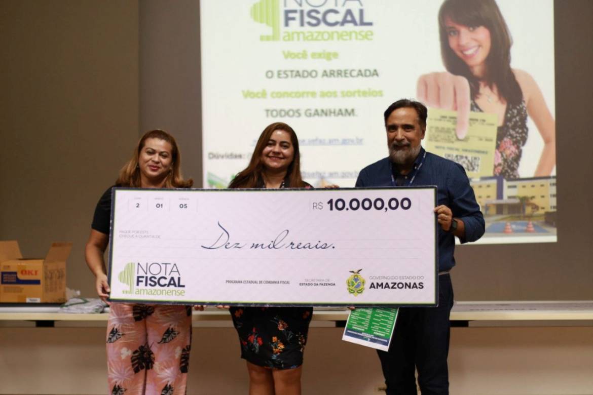 Campanha Nota Fiscal Amazonense realiza entrega de cheques simbólicos ...